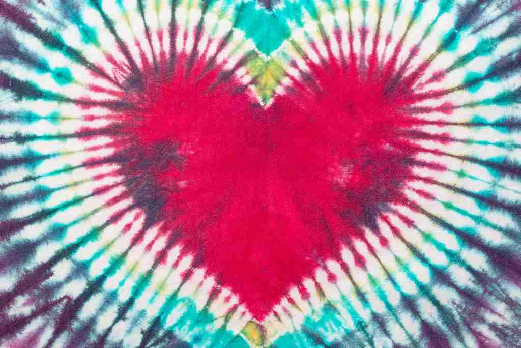 Best Low Mess Kids Tie-Dye Kits - Magic Kids Learning
